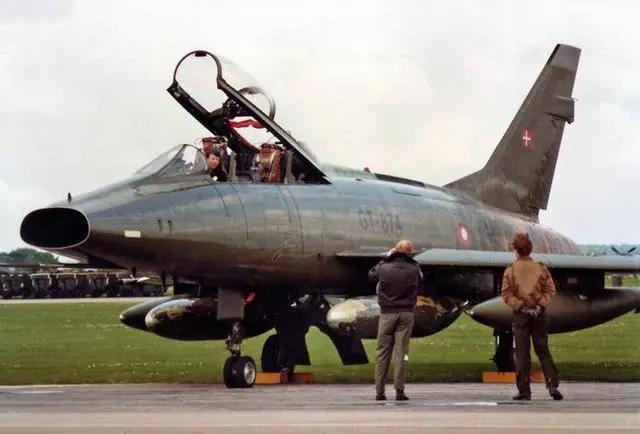 F-100战斗机,(第3页)_大山谷图库