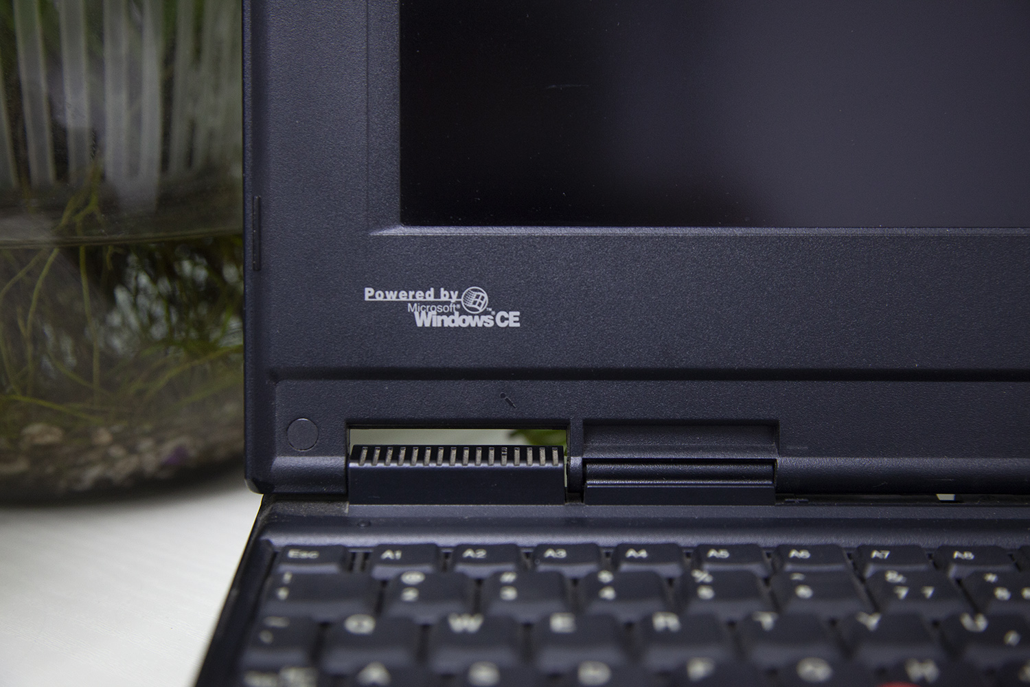 ThinkPad之前，先来看看这款跑Windows CE的IBM WorkPad Z50_电池