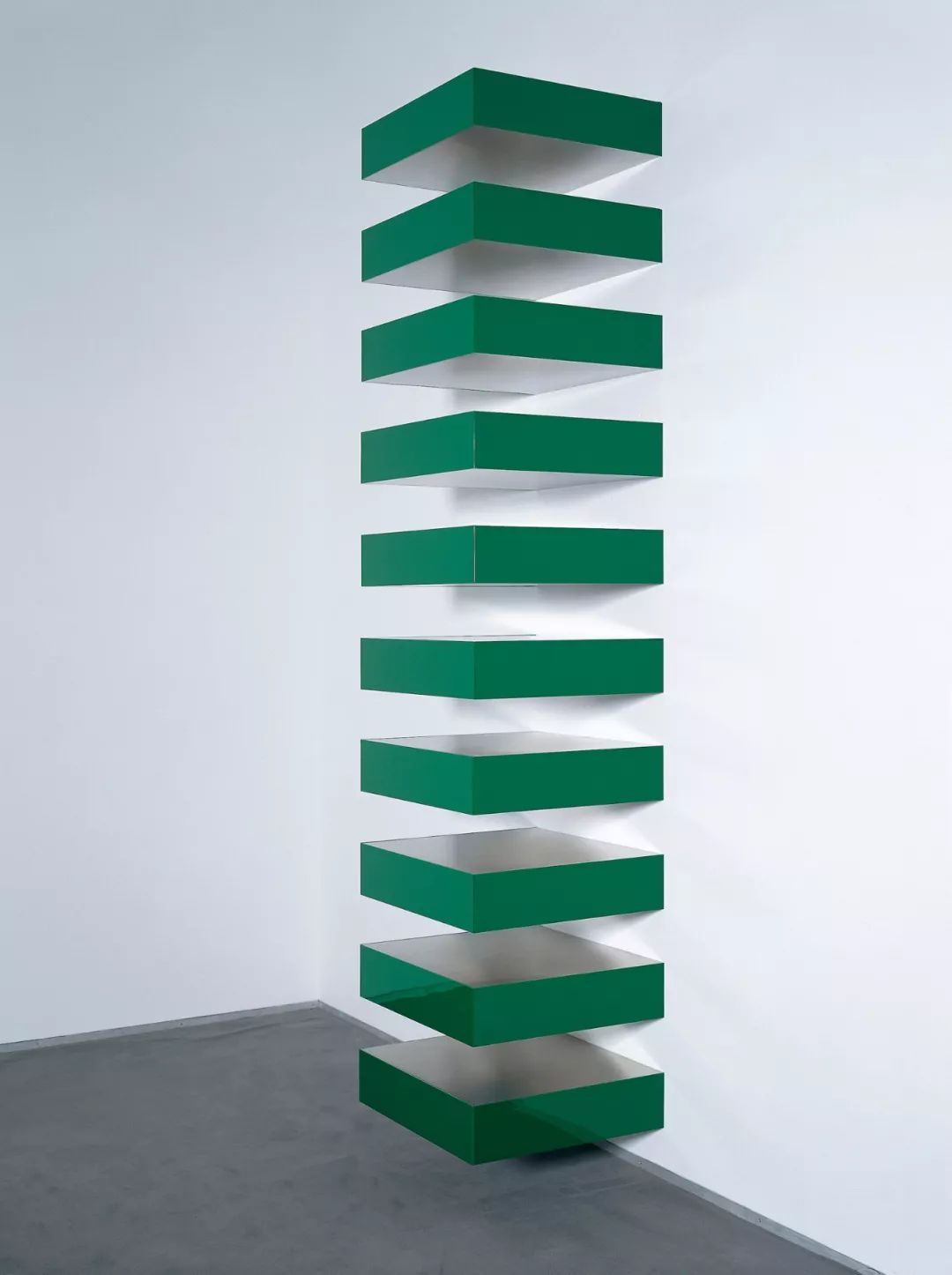 唐纳德·贾德 Donald Judd | 盒子的艺术家_cm