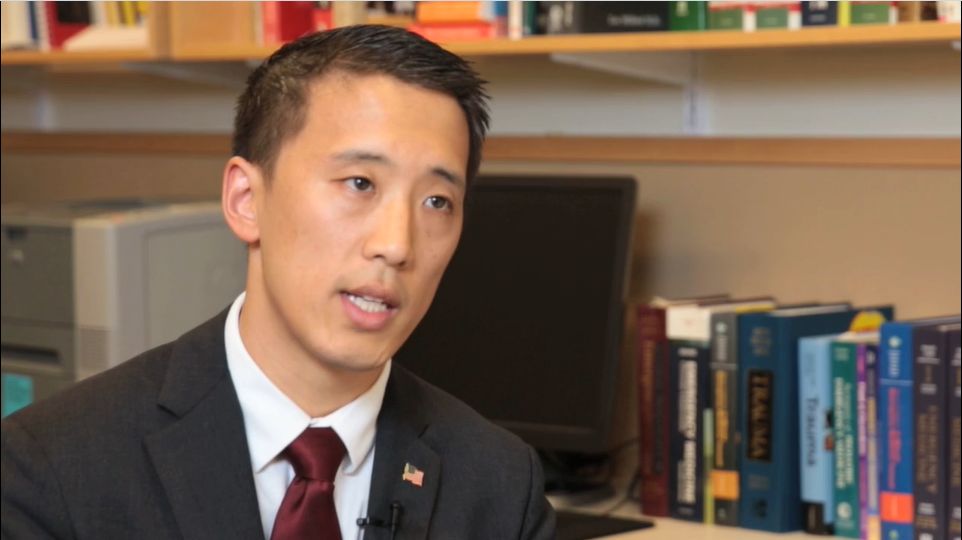 高中毕业跑去当兵，最后却成为NASA最帅宇航员？原来成功的人都提前做好了职业规划！_Kim