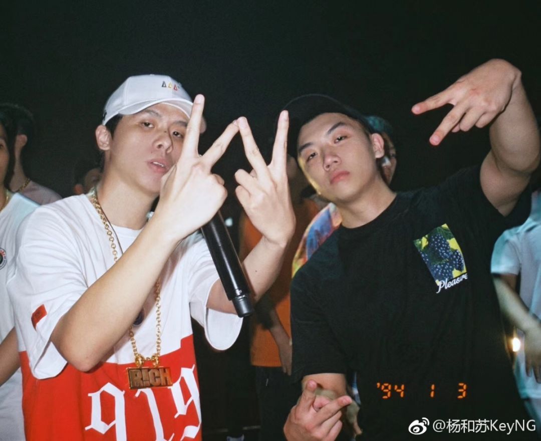 杨和苏加冕《新说唱》丨KeyNG引爆了一夏天的TNT！！！_中国