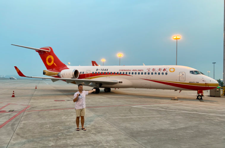 乘坐中国制造的ARJ21客机是一种怎样的体验？_飞机
