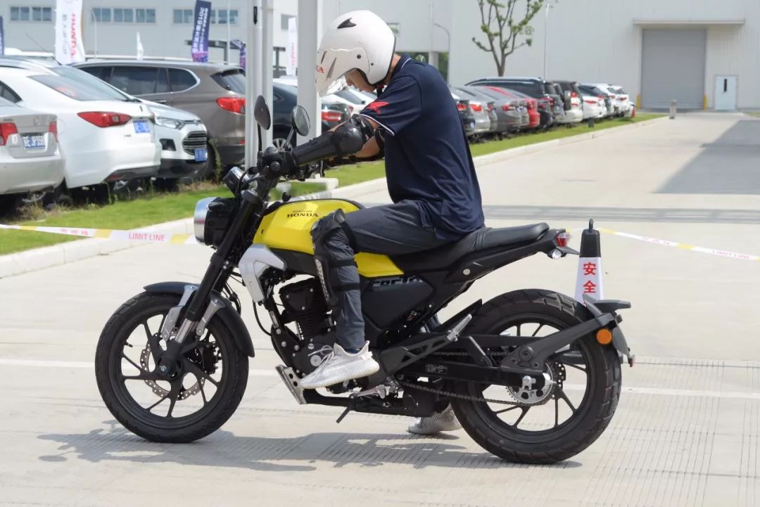 HONDA新运动咖啡范儿——新大洲本田CBF190TR静态测评_搜狐汽车_搜狐网