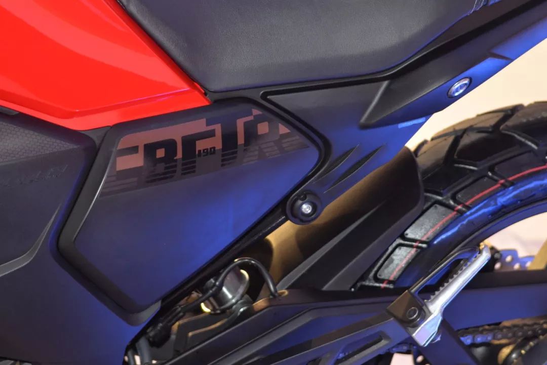 HONDA新运动咖啡范儿——新大洲本田CBF190TR静态测评_搜狐汽车_搜狐网