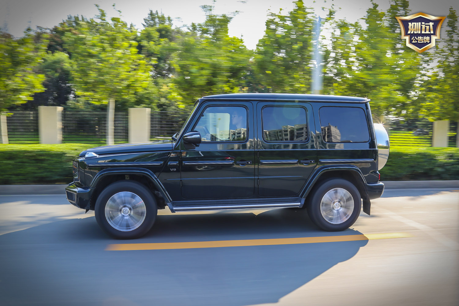 硬汉的终极梦想 看全新奔驰G500如何演绎自我进化论_搜狐汽车_搜狐网