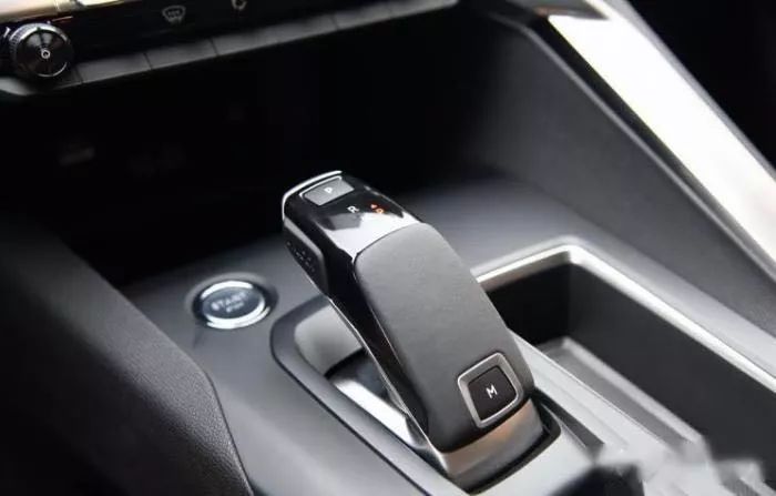 东风标致4008 BLACKPACK黑曜版正式亮相家门口_搜狐汽车_搜狐网