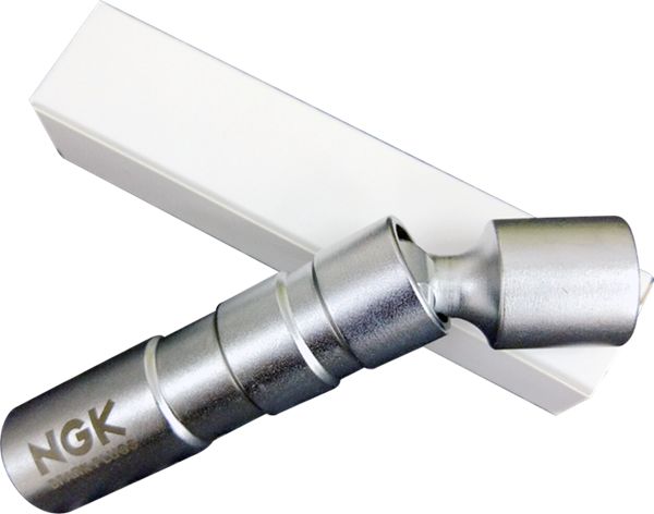 “匠心”故事屋 | 您的宝马发动机，需要NGK专用拆装工具_搜狐汽车_搜狐网