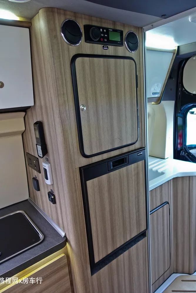 【房车展精选】低调又奢华的实用型房车——景宴·睿535房车（视频讲解）_搜狐汽车_搜狐网