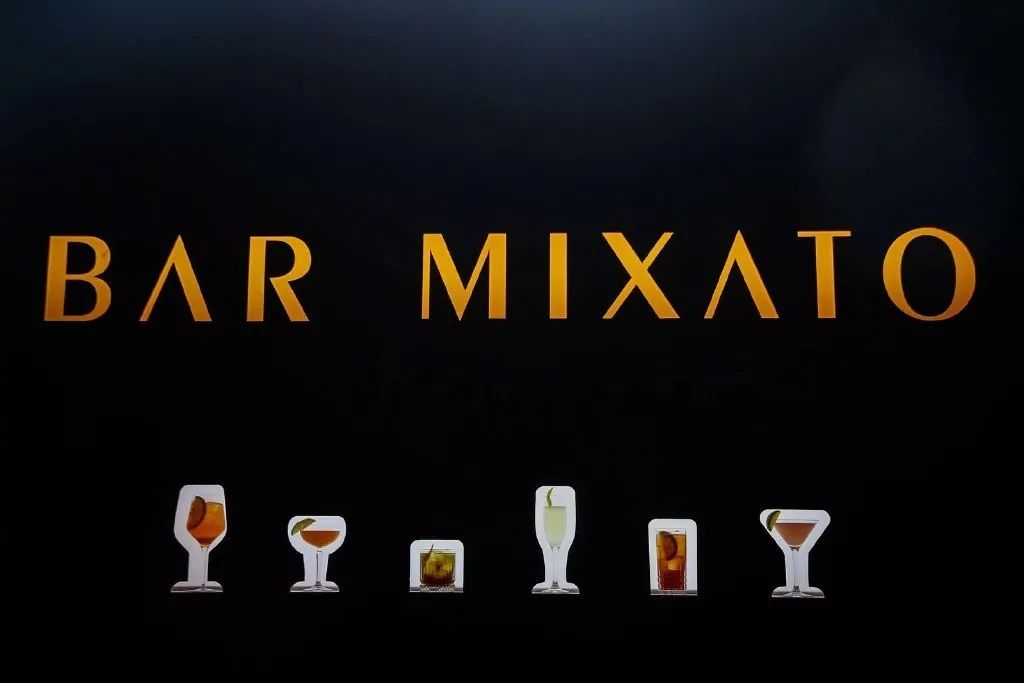 星巴克开酒吧，揭示了品牌怎样的跨界逻辑？_搜狐汽车_搜狐网