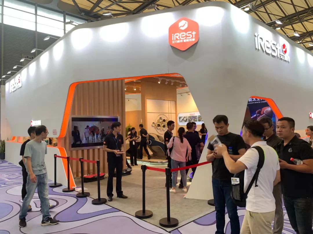 耀世而出丨iRest艾力斯特上海家具展,解锁Ai智能按摩新方式！_搜狐汽车_搜狐网