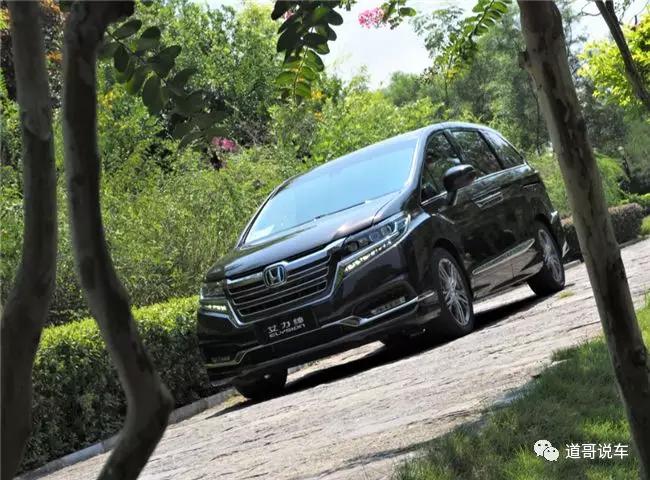 百公里仅5.9L 29.48万起售艾力绅锐·混动能否重塑MPV市场_搜狐汽车_搜狐网