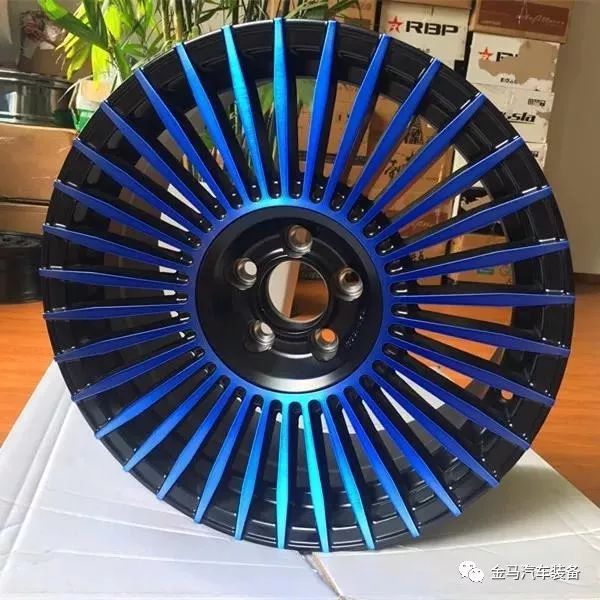 浅谈汽车轮毂改装_搜狐汽车_搜狐网