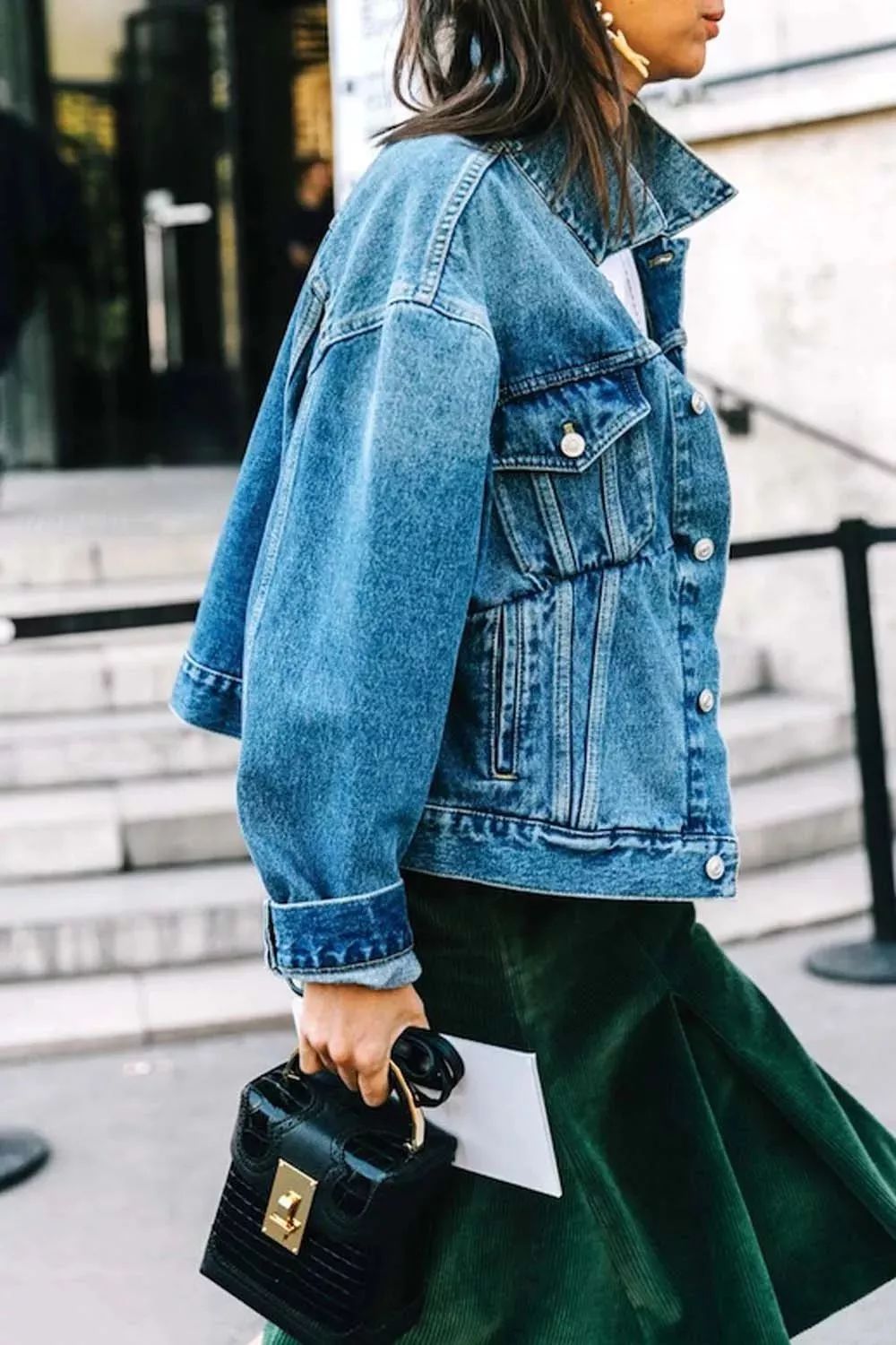 复古“灯芯绒”2019火了！太时髦了！！_面料