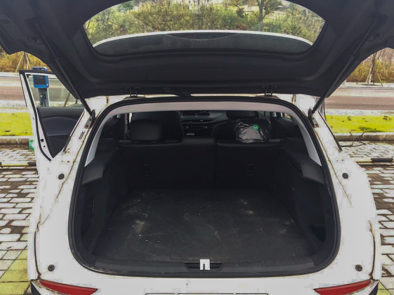 体验EVCARD版VELITE 6：配置丰富得不像一辆共享车_搜狐汽车_搜狐网