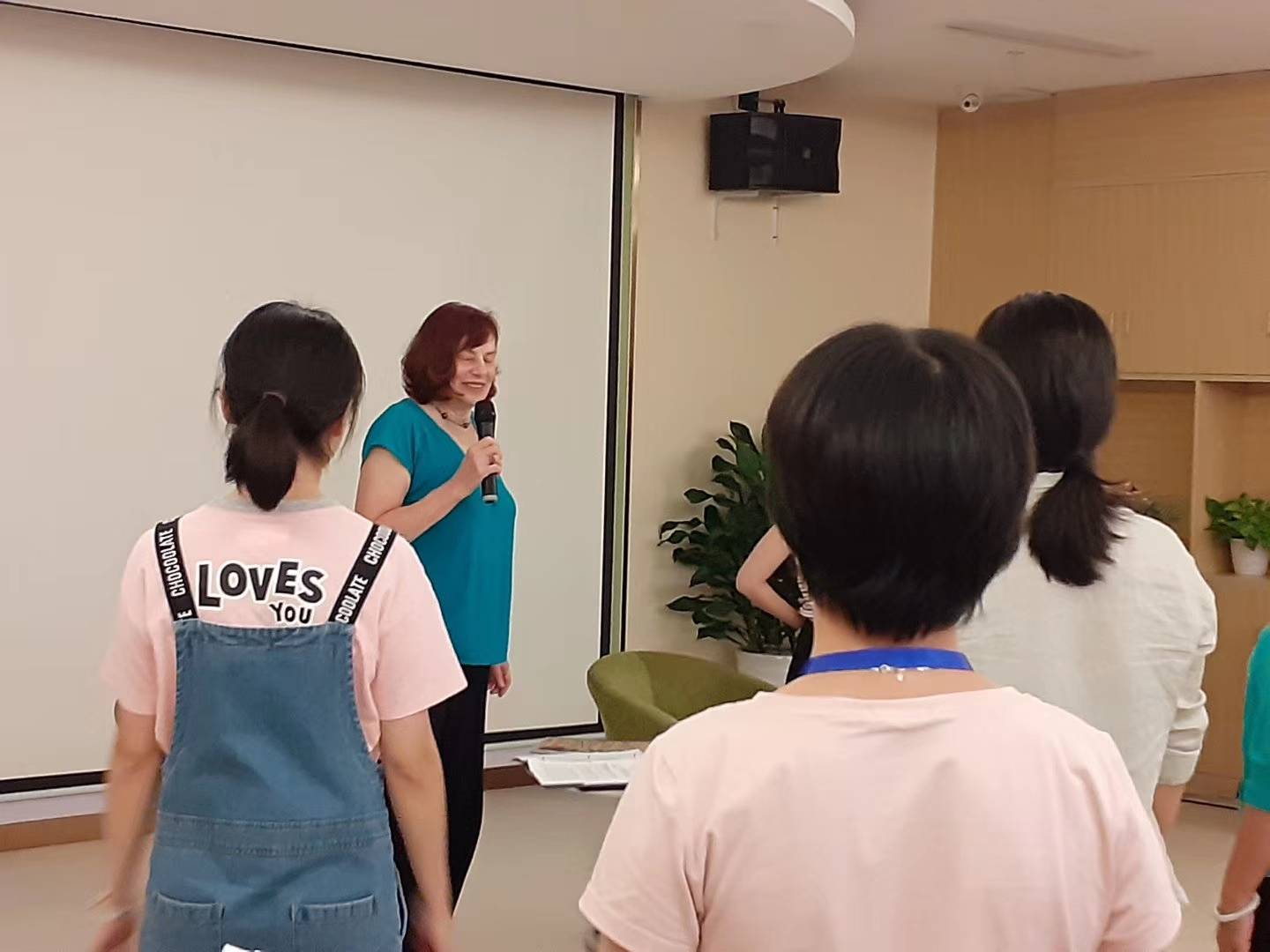 珍·克里斯特勒博士首度来华授课_饮食