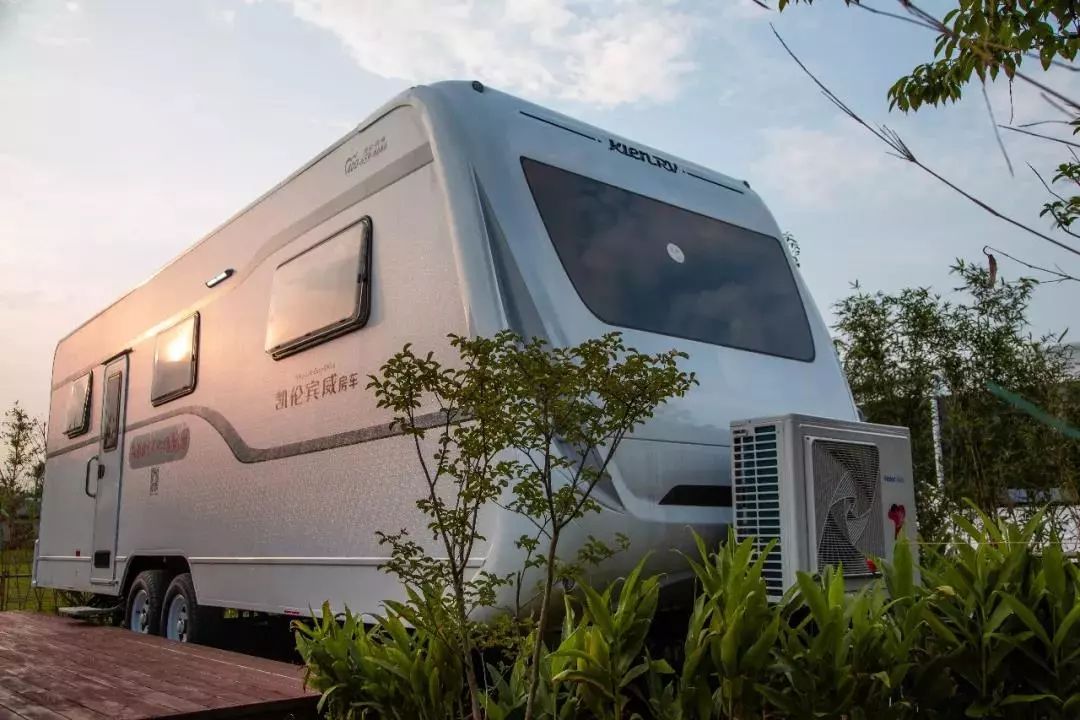 【国庆重磅推荐】东莞华阳湖盆景房车营地特色民宿~人均220元即可体验，家庭亲子新出游聚会好去处-搜狐大视野-搜狐新闻