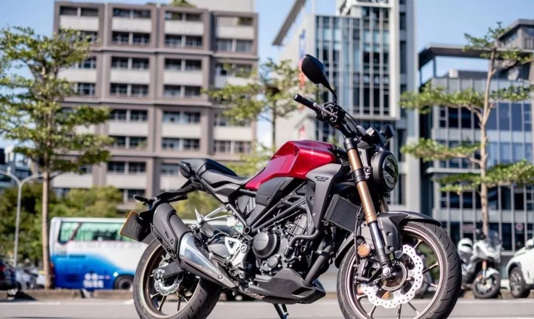 本田CB300R明年国内发布 抢先试车吧_搜狐汽车_搜狐网