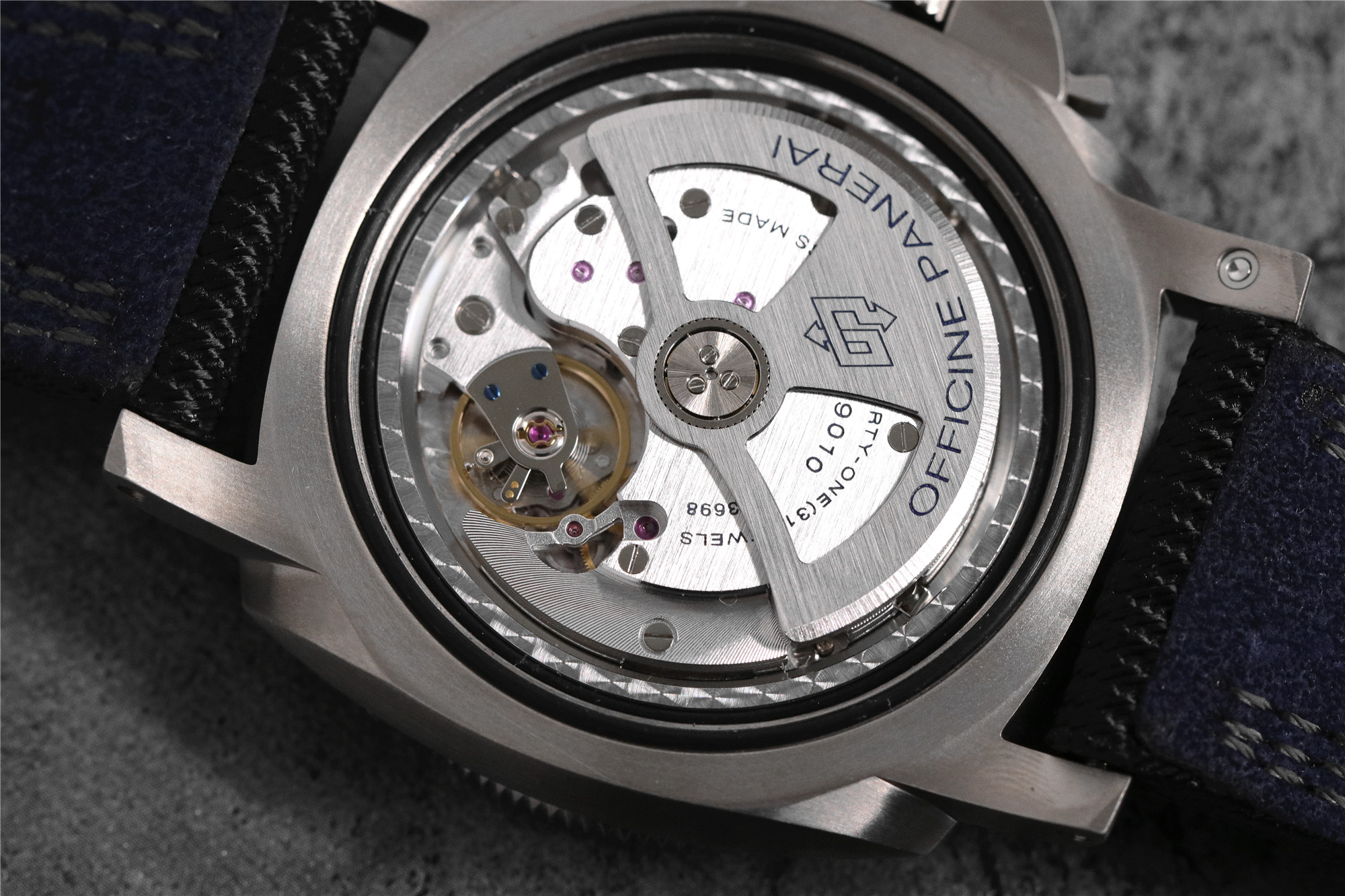 9010机芯,沛纳海机芯_大山谷图库