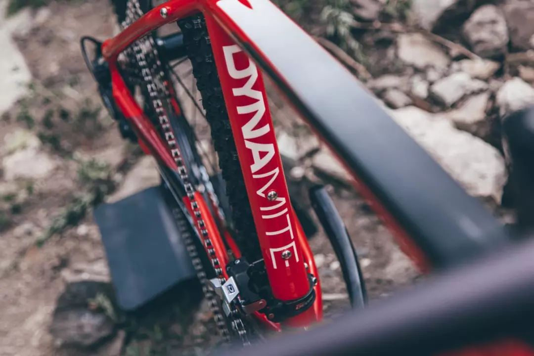 骑上Dynamite，做最靓的仔_搜狐汽车_搜狐网