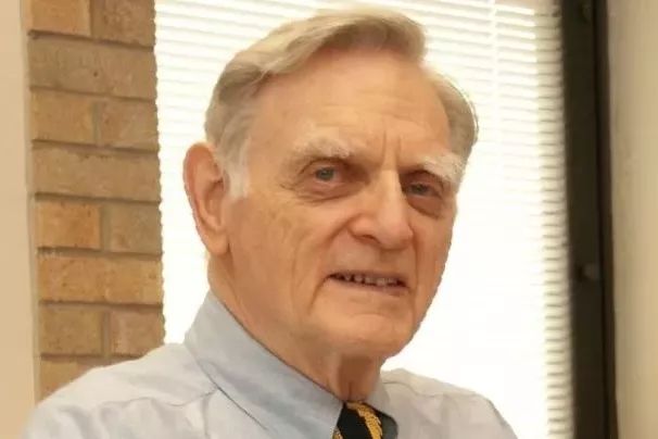 97岁获诺贝尔奖，一个目标，一生追求，goodenough!-搜狐大视野-搜狐新闻