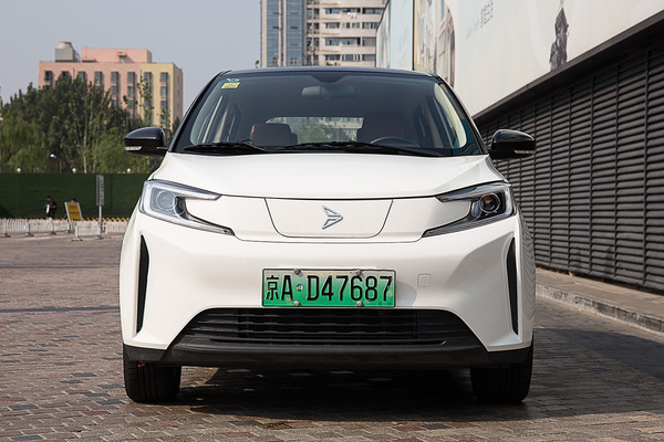 试驾新特DEV 1：小巧玲珑 内有乾坤！_搜狐汽车_搜狐网