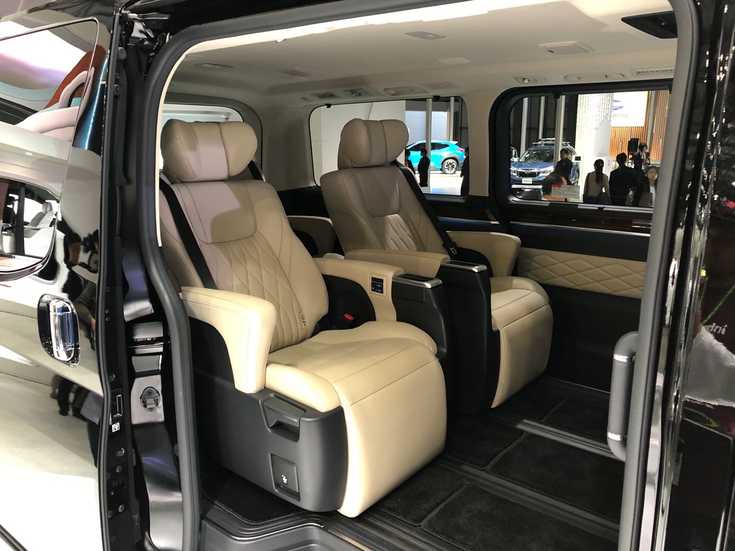 2019东京车展：全新丰田Gran Ace亮相_搜狐汽车_搜狐网