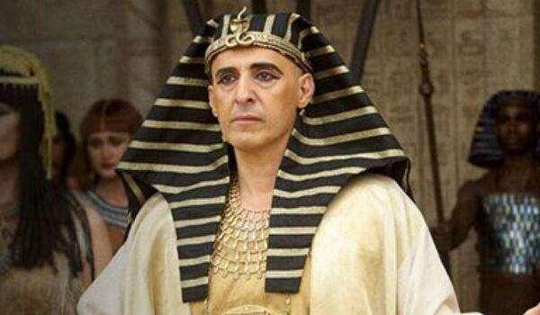 埃及人3千年前刻的石像，足有7吨重，这个民族的智慧不亚于中国人_雕像