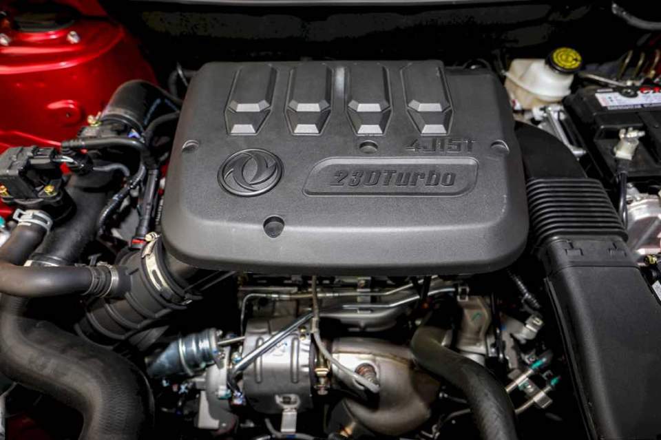 再秀家用性价比 试驾新风行T5_搜狐汽车_搜狐网