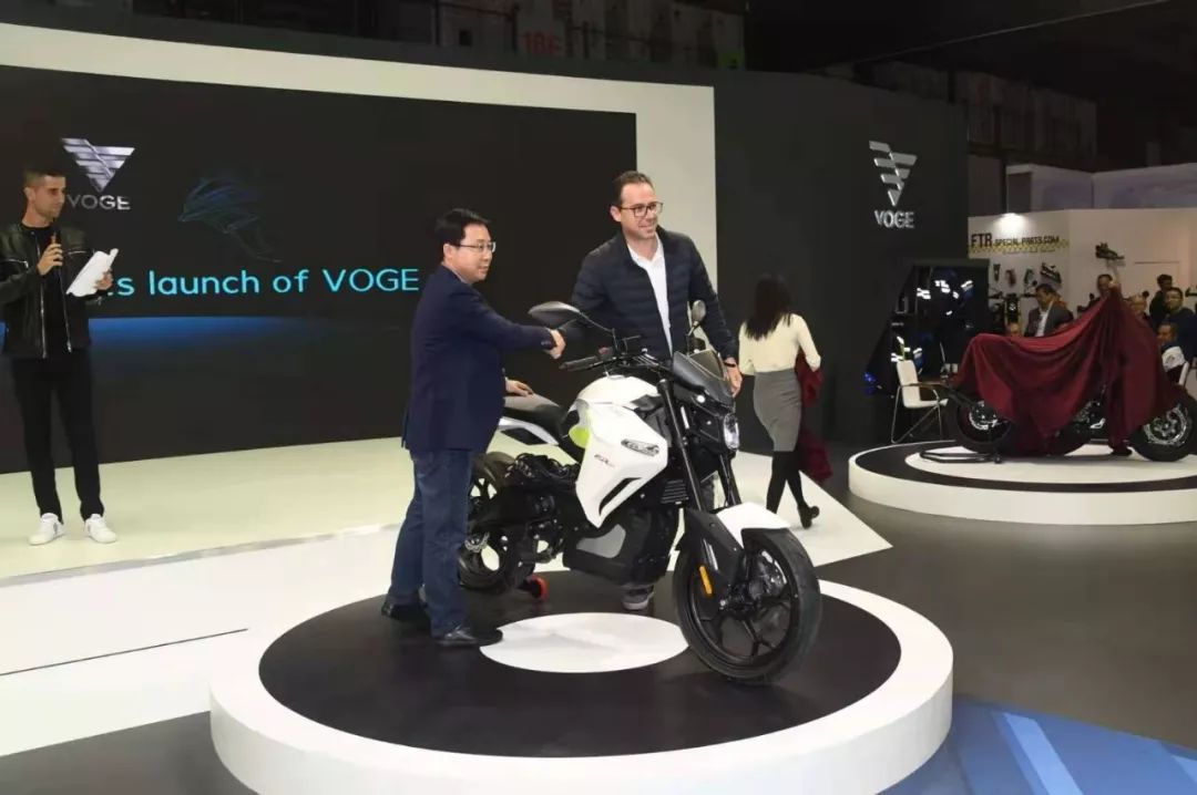 驾驭美学 大道无极 | VOGE新品全球发布会璀璨绽放_搜狐汽车_搜狐网