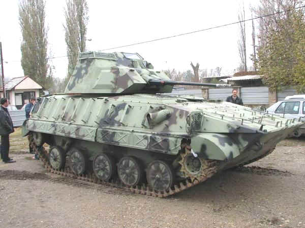 东西方交融的产物，南斯拉夫M-80步兵战车_运输车