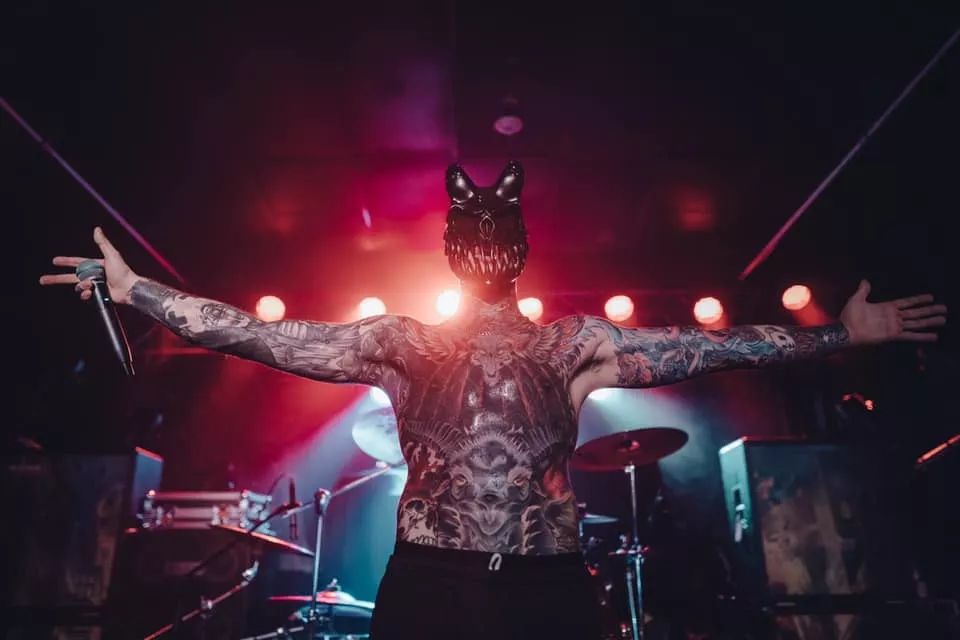 巡演公布 | 俄罗斯死核班霸SLAUGHTER TO PREVAIL首次中国巡演_Prevail