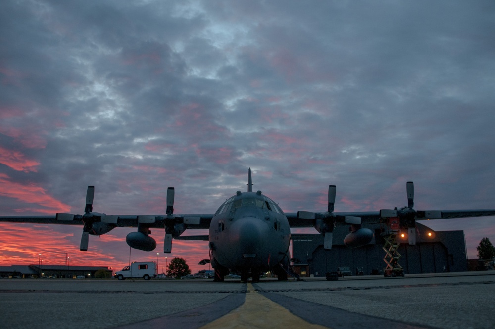 C-130H“大力神” 这样的名字能赐予它更多的力量-搜狐大视野-搜狐新闻
