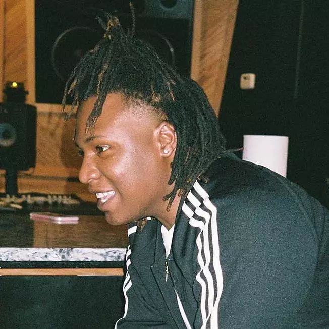 走进幕后 | 10位霸占了你播放列表的嘻哈制作人_Tay-Keith