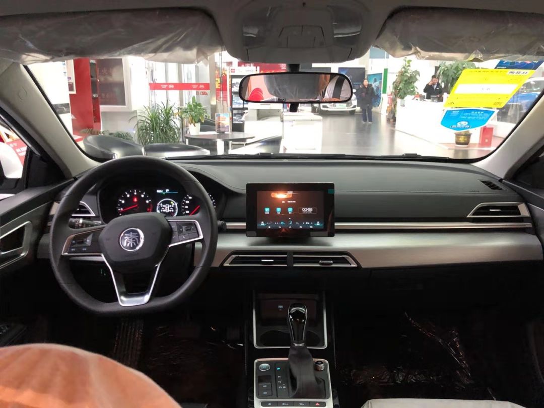 有钱了！买车！买什么车？当然是6万多就配CVT的全新秦燃油！_搜狐汽车_搜狐网