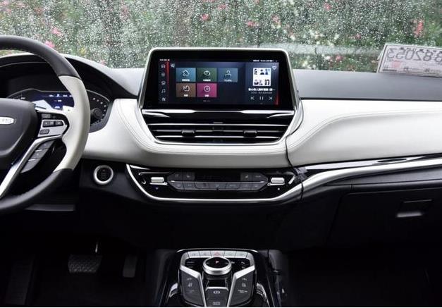 上汽大通G20别克GL8，18万多配2.0T+8AT，宽近2米-搜狐大视野-搜狐新闻