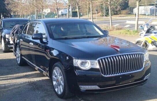 近距实拍红旗N501，气质不输宝马7系和宾利，与L5共享底盘及动力_搜狐汽车_搜狐网