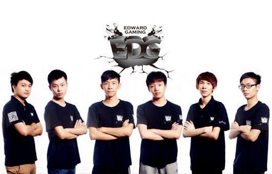 火狐电竞：LPL转会期基本结束，RNG、EDG沦为二流战队！_选手