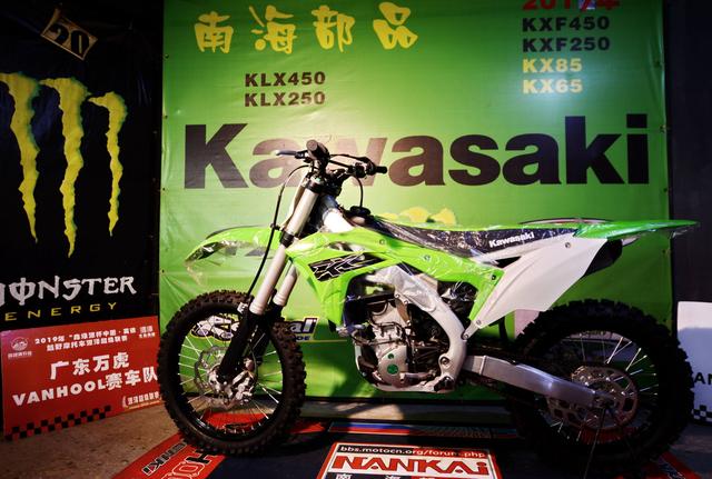 实拍：Kawasaki 2019 KX250_搜狐汽车_搜狐网