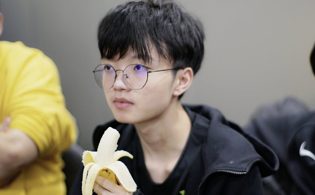 LOL：VG将打破LPL战队格局，上限高冲劲足，未来三年最健康的阵容_选手