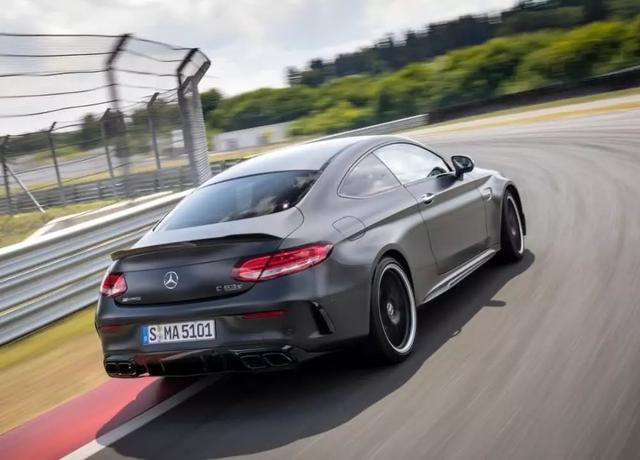 告别奔驰AMG C63的V8声浪 2.0T还能叫AMG？_搜狐汽车_搜狐网