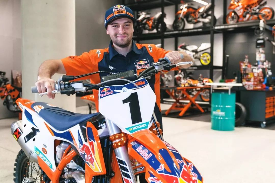 开箱即可参赛、KTM 发布 AMA 厂车版 2020' SX-F 450_搜狐汽车_搜狐网