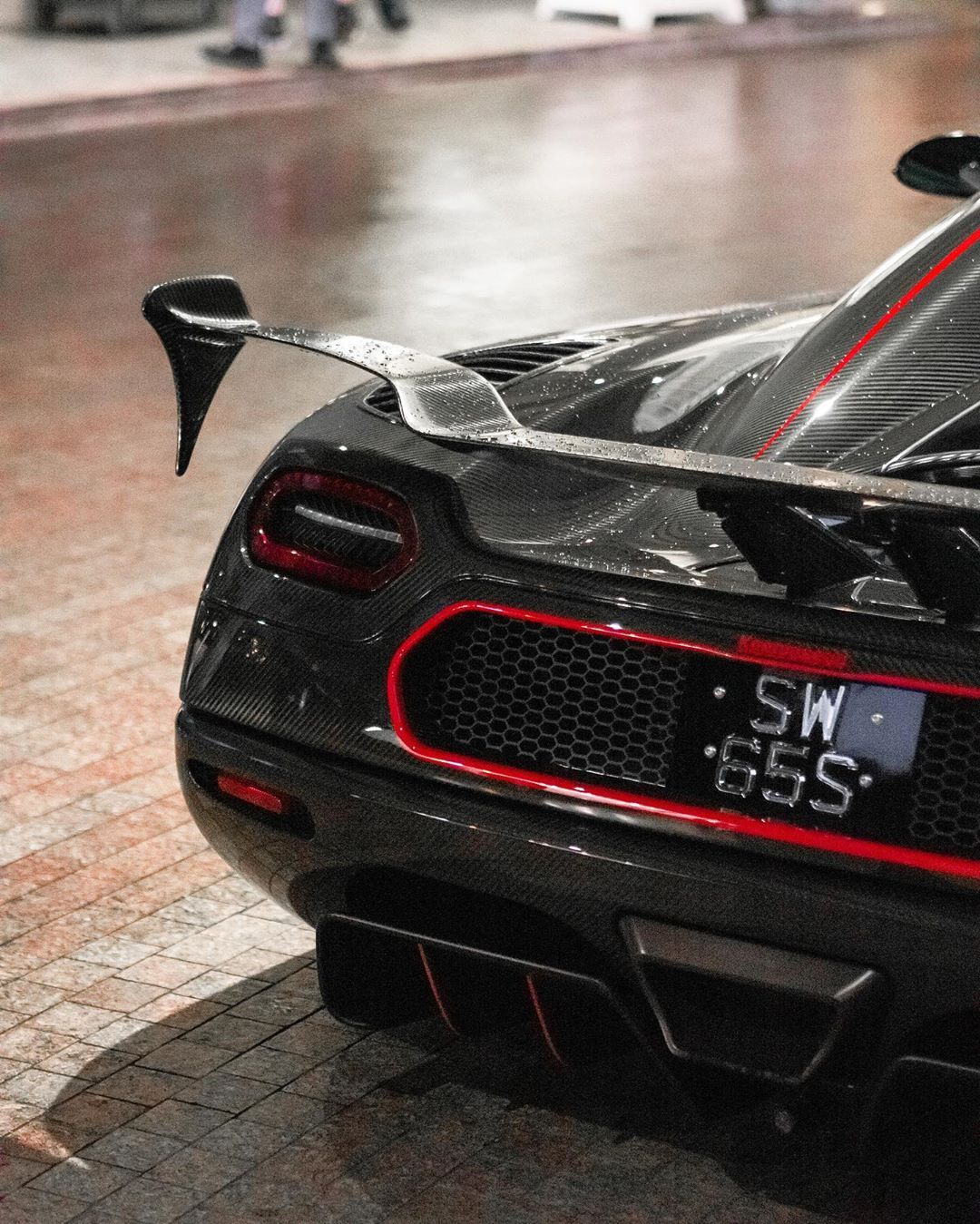 全碳纤维柯尼塞格Agera RS，这就是金钱的魅力！_搜狐汽车_搜狐网