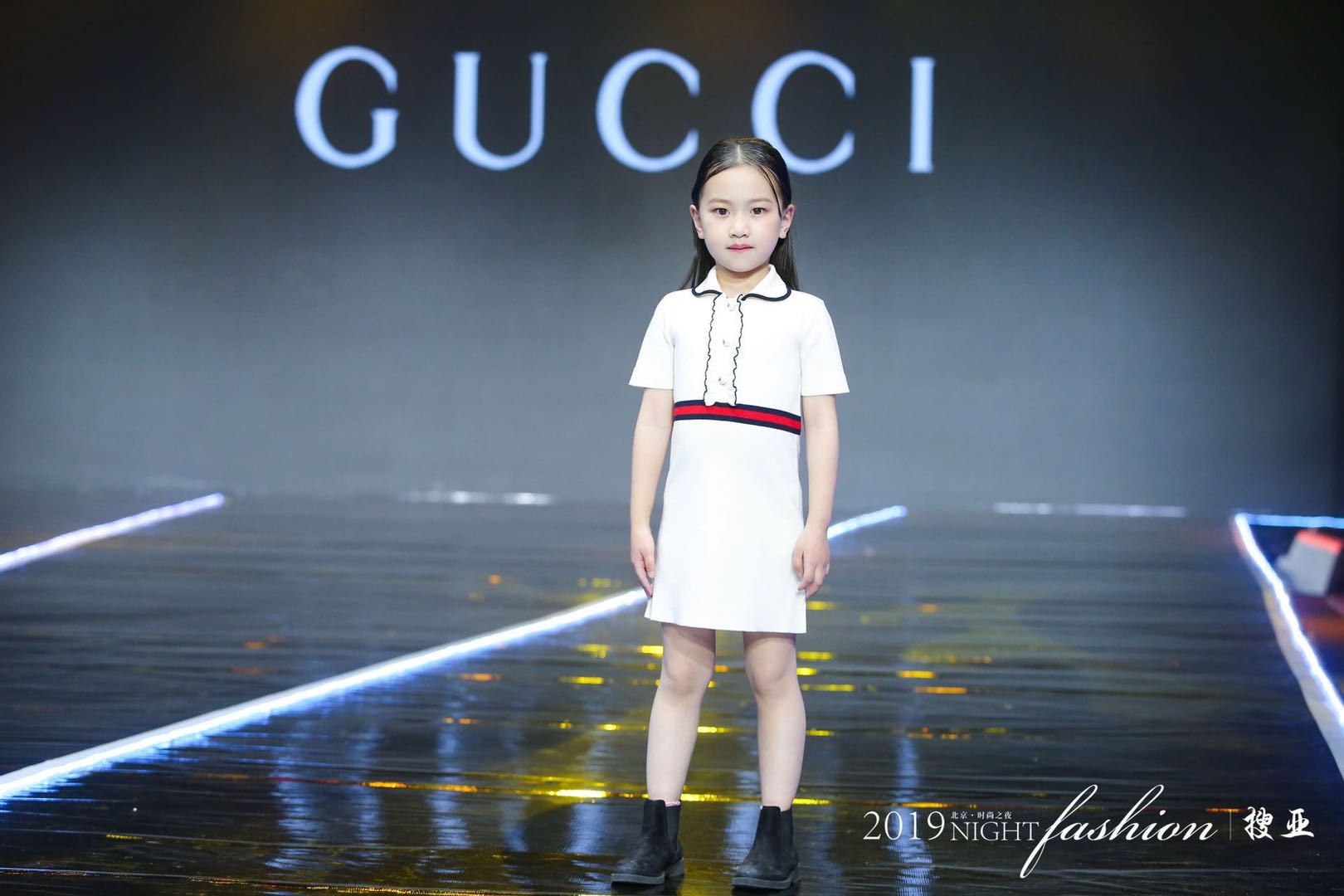 大兵小将6名艺人携手为CUCCI、BURBERRY等五大品牌站台走秀-搜狐大视野-搜狐新闻