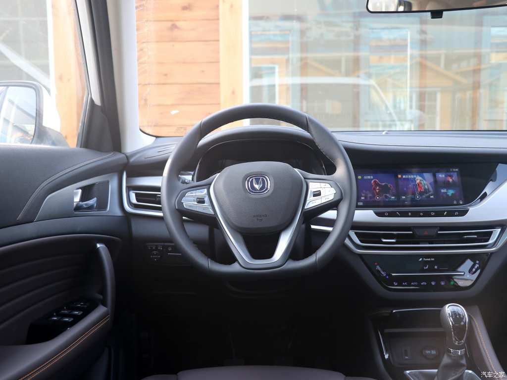 CS35plus内饰，配置大解析_搜狐汽车_搜狐网