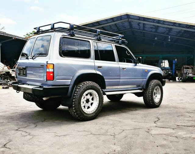 经典无法超越！威猛王子丰田LC80_搜狐汽车_搜狐网