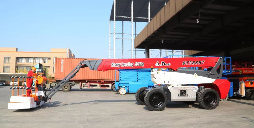 鼎力与新加坡吉宝船厂首批臂式交机仪式隆重举行_搜狐汽车_搜狐网