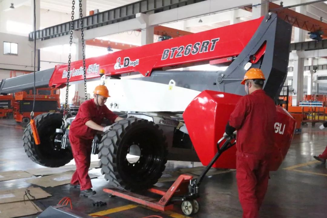 鼎力与新加坡吉宝船厂首批臂式交机仪式隆重举行_搜狐汽车_搜狐网