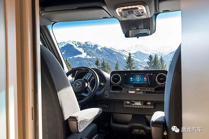 【手机掌握一切】Mercedes-Benz新款Marco Polo露营车搭载MBAC控制介面_搜狐汽车_搜狐网