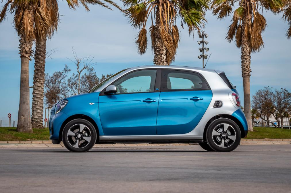 全新电动奔驰Smart EQ ForFour来了，外观精致不少_搜狐汽车_搜狐网