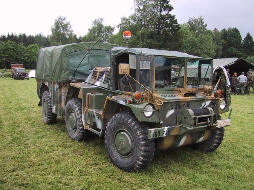 曾令施瓦辛格为之倾倒，如今詹姆斯给它代言，悍马将要浴“电”重生_搜狐汽车_搜狐网